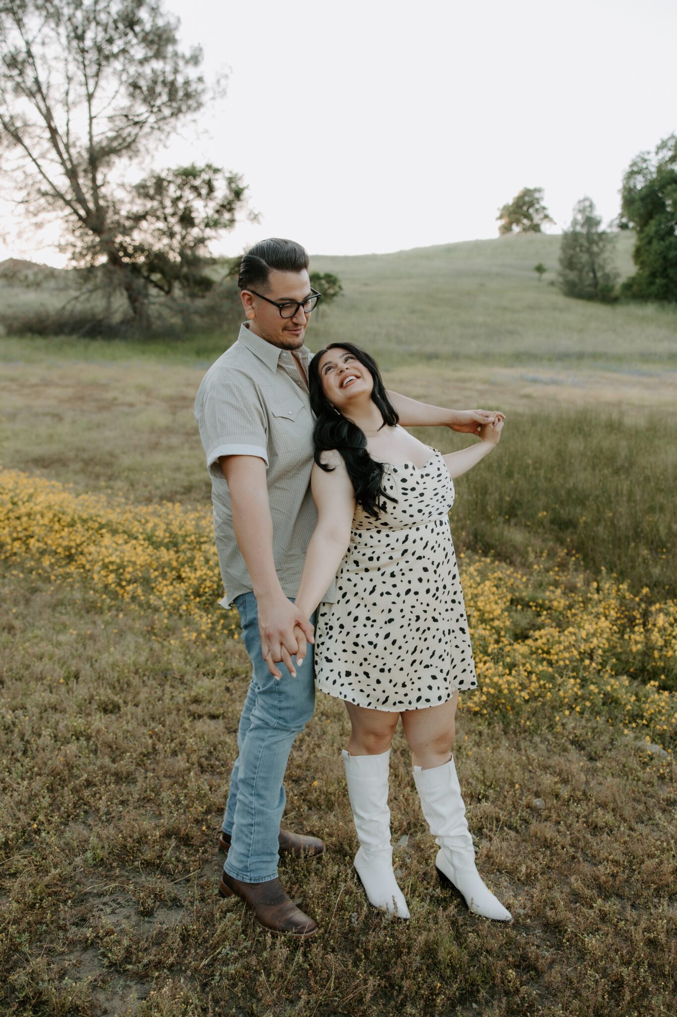 A Dreamy Wildflower Couples Session: Love Among the Lupines ...